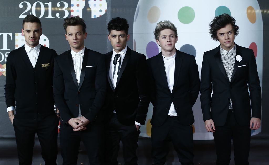 Adjunto Para One Direction