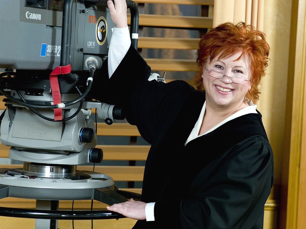 Barbara Salesch: Was kommt nach dem TV-Aus? | Promiflash.de