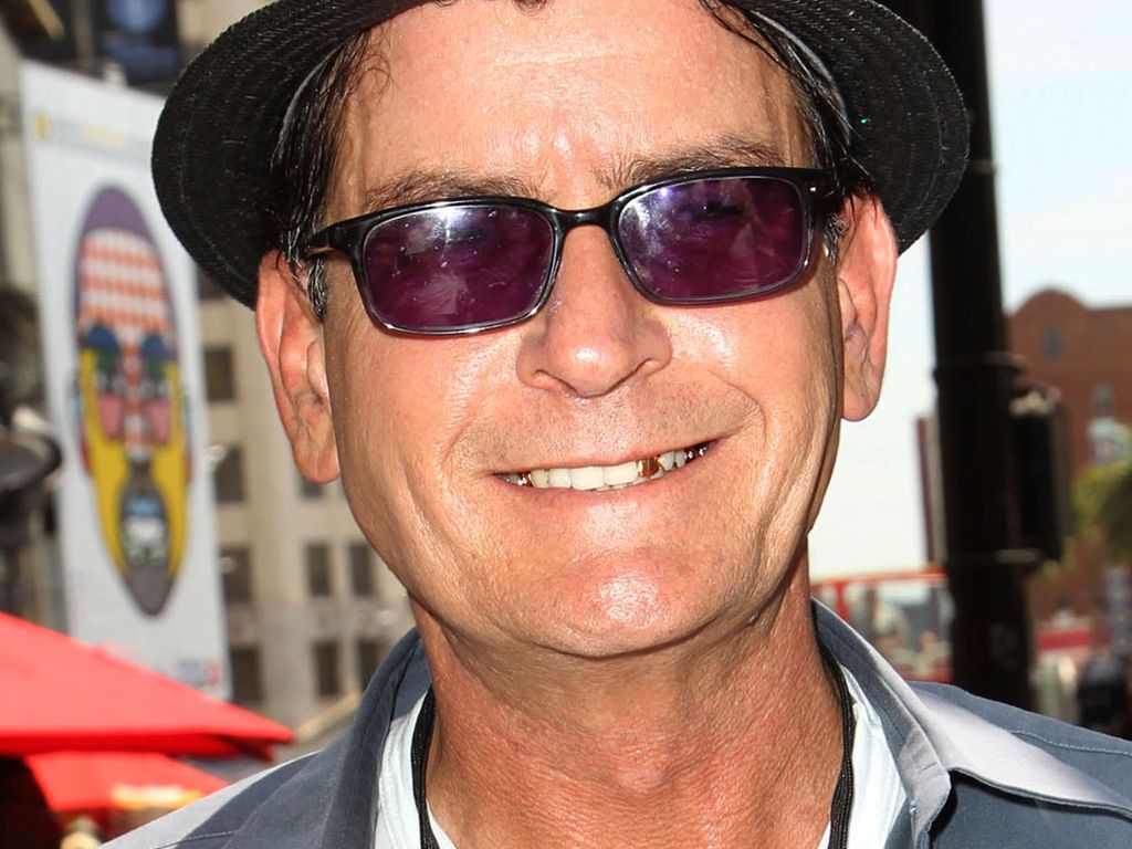 Happy Birthday: Charlie Sheen wird heute 47! | Promiflash.de