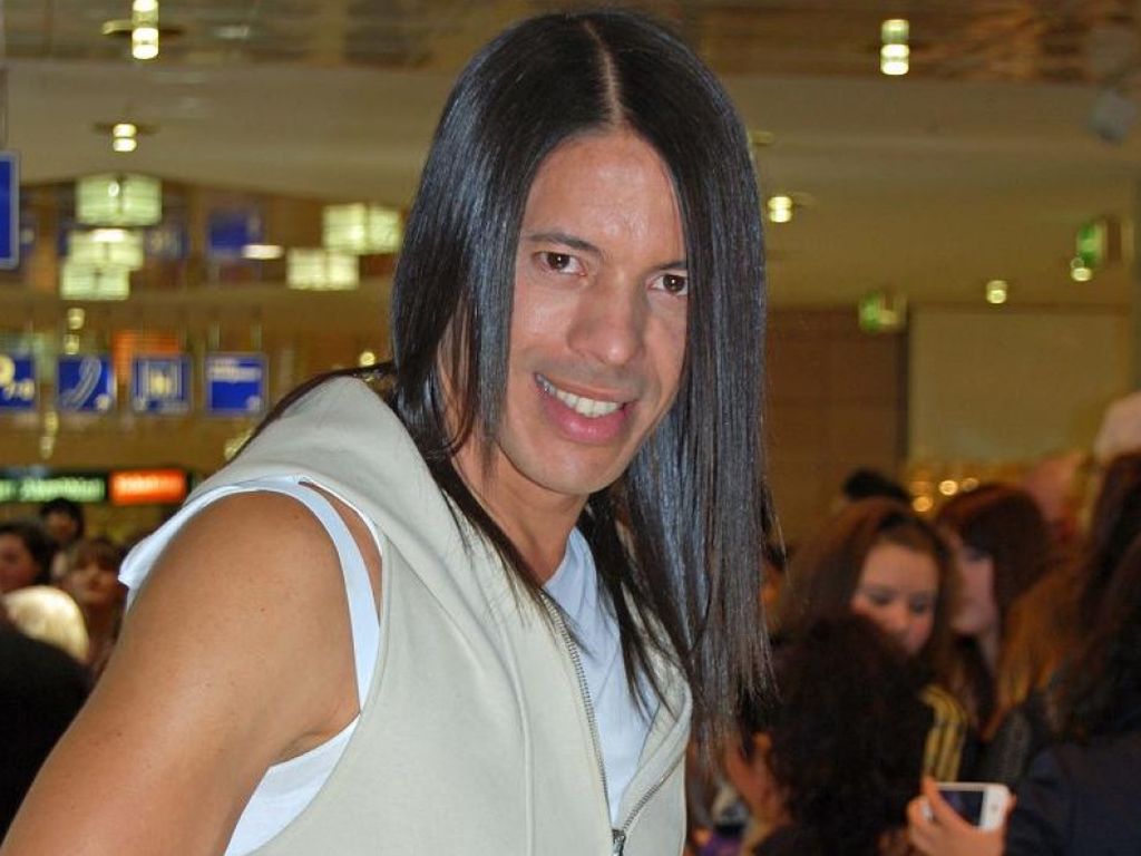 GNTM-Jorge Gonzalez zeigt euch den "Chicas Walk"! | Promiflash.de