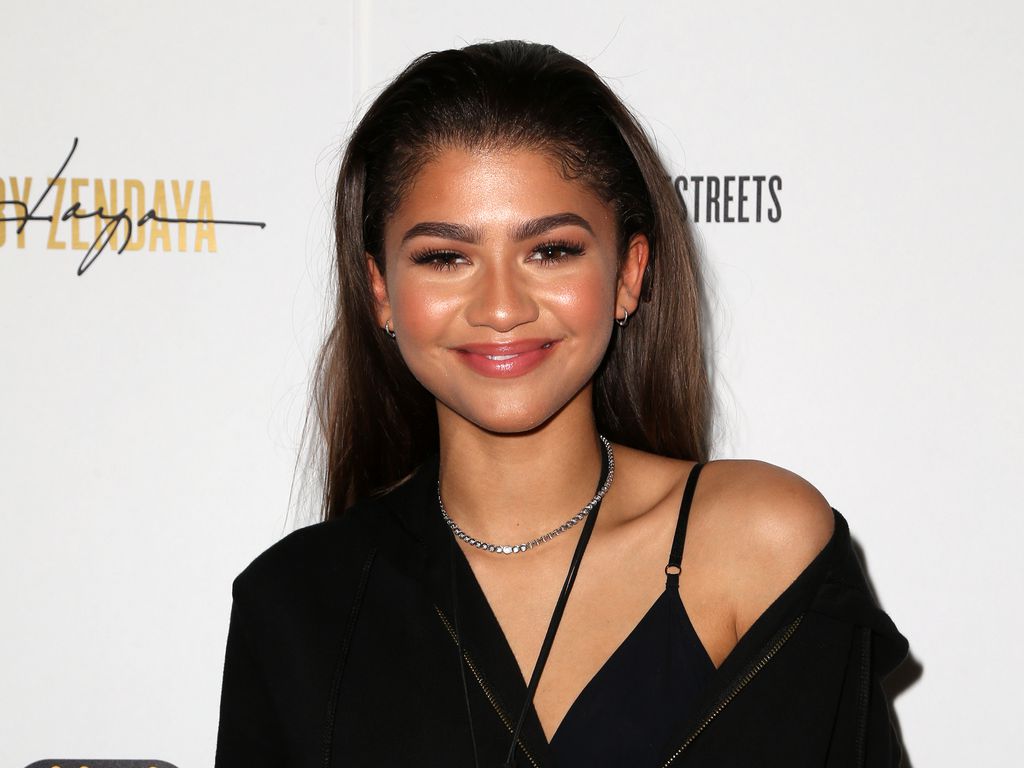 Model-Vertrag nach Twitter-Mobbing? Zendaya macht's möglich ...