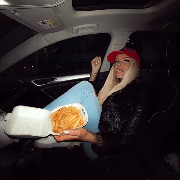 Jade Übach | Promiflash