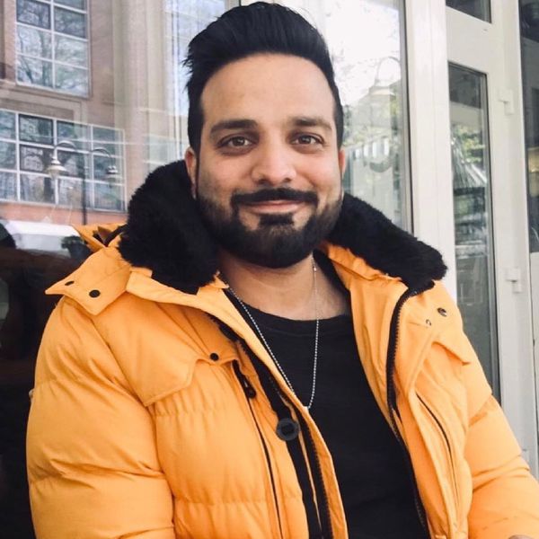 Sahand - Five Senses for Love | Promiflash