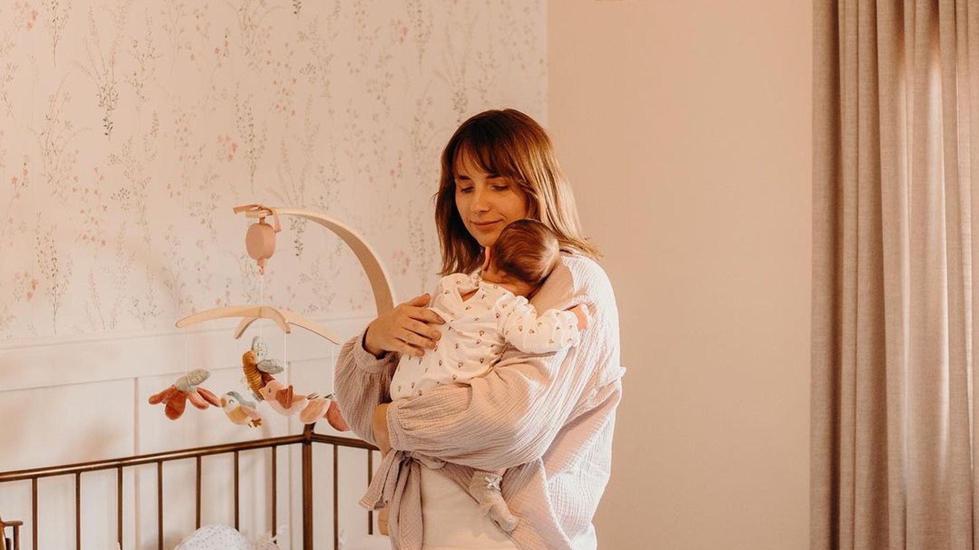 Alina Marikka: Anna Heiser erklärt den Namen ihrer Tochter