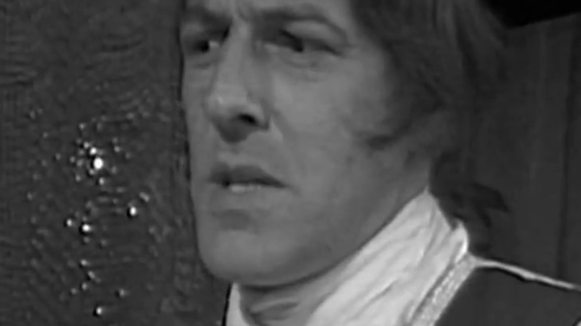 Kult-"Doctor Who"-Star Bernard Horsfall ist tot | Promiflash.de