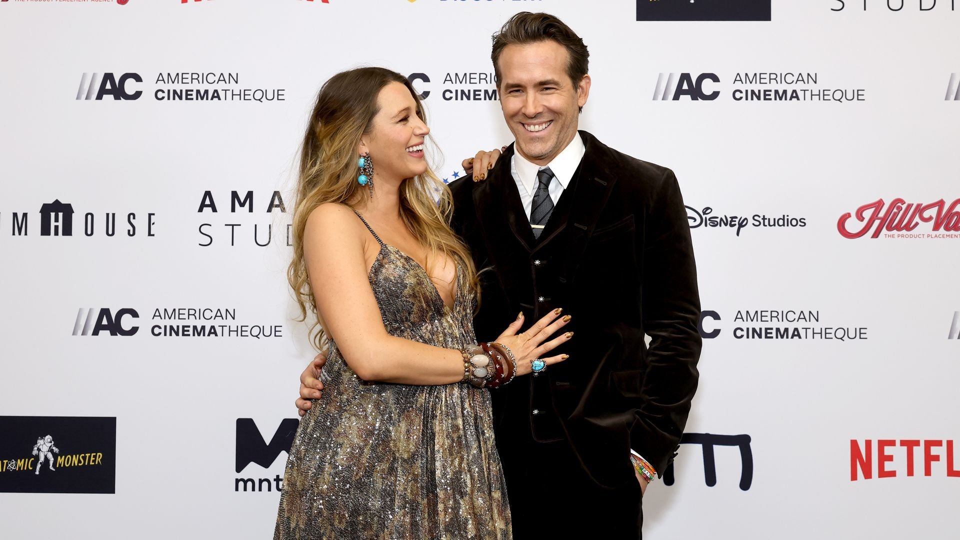 Schwangere Blake Lively hält süße Rede für Ryan Reynolds