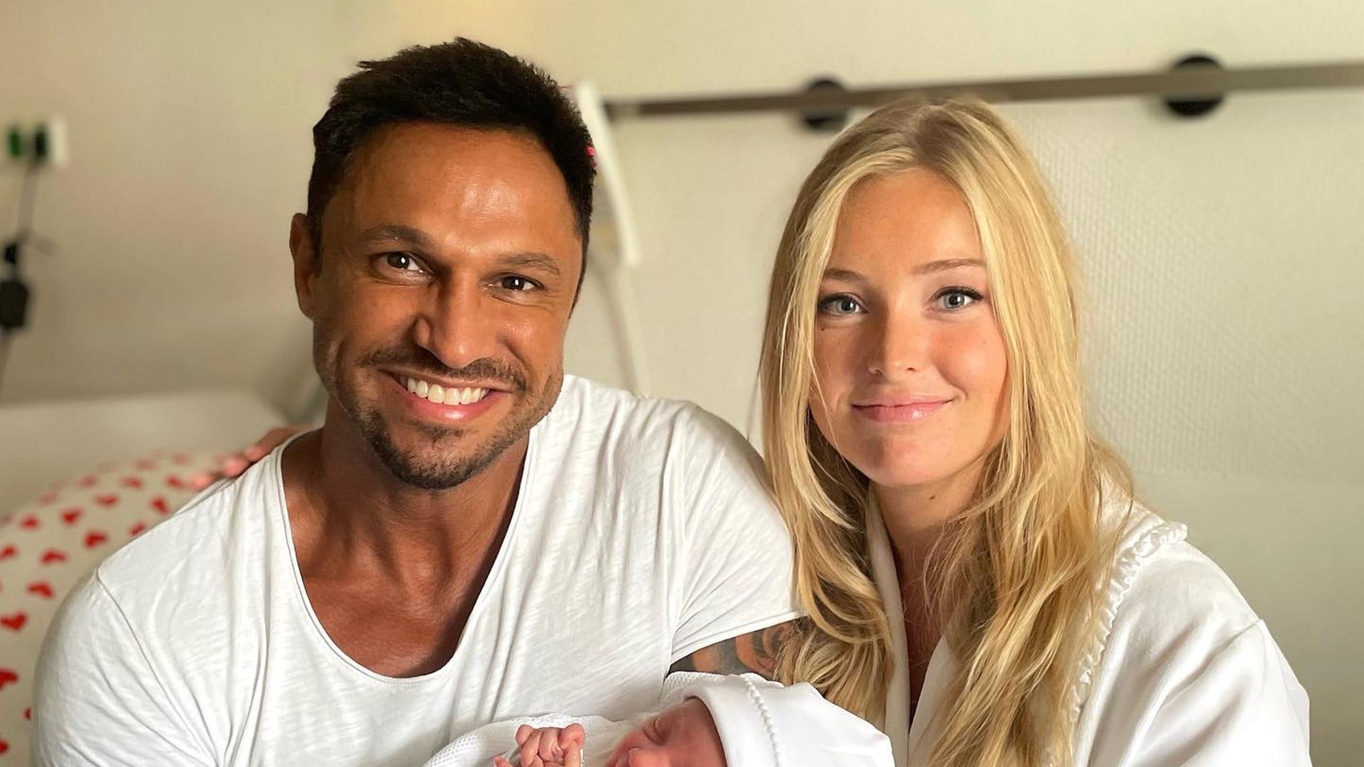 Daniel Aminatis Baby Charly ist da: Diese Stars gratulieren