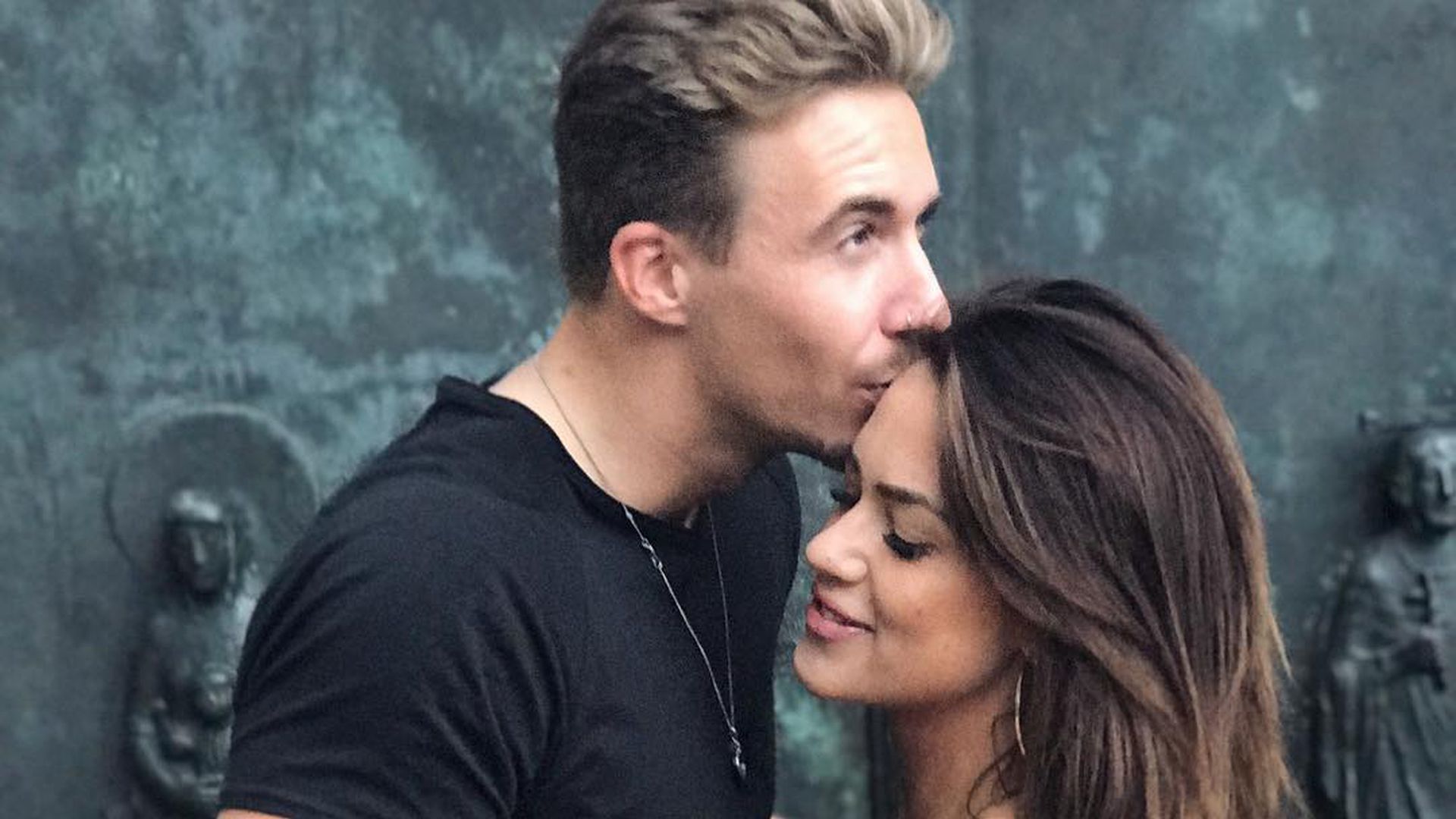 Jessica Paszka über Trennungs-Gerüchte: "Es ist belastend" | Promiflash.de