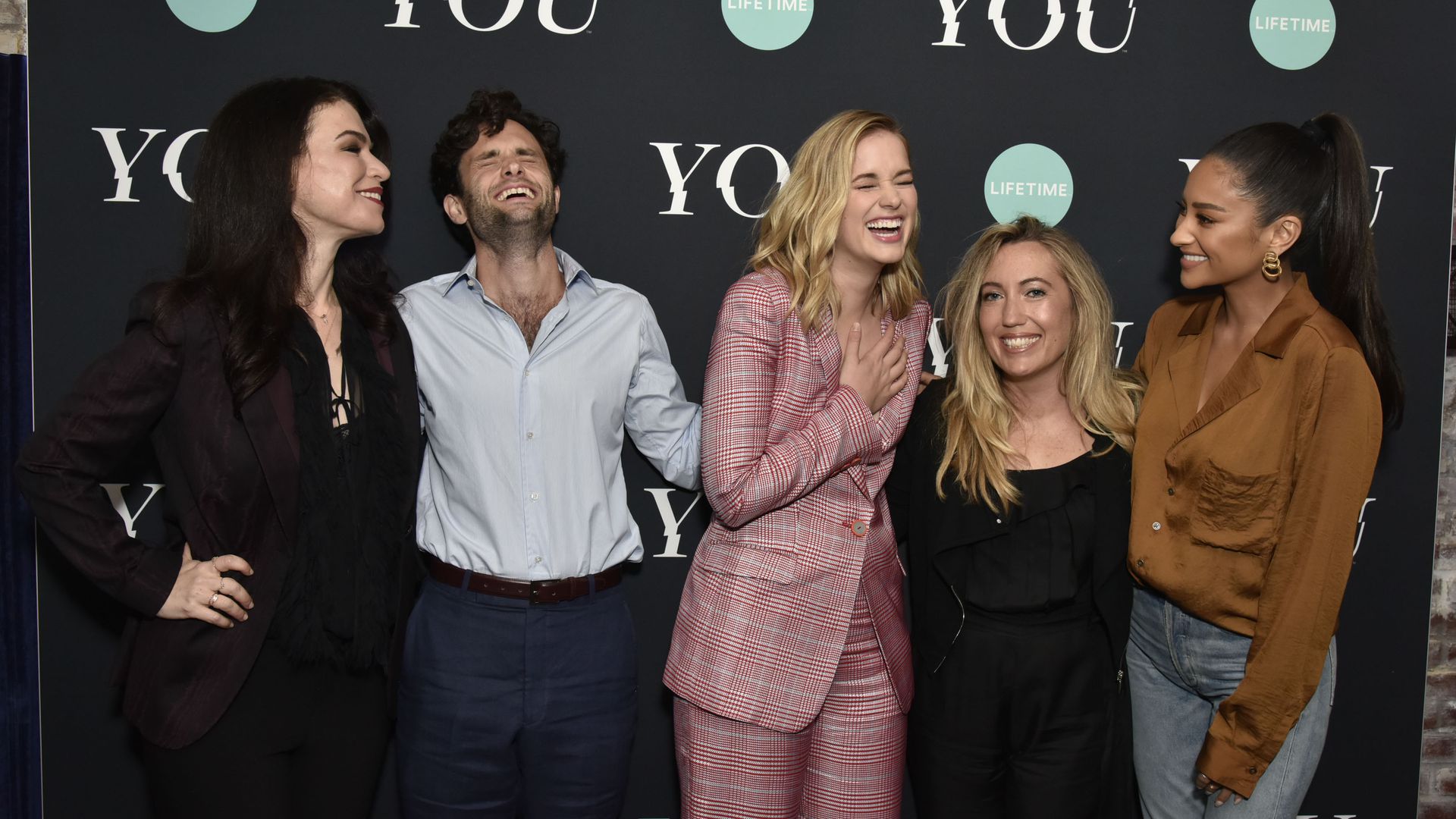 Staffel zwei: Mini-Trailer verrät neue Besetzungen in "You"