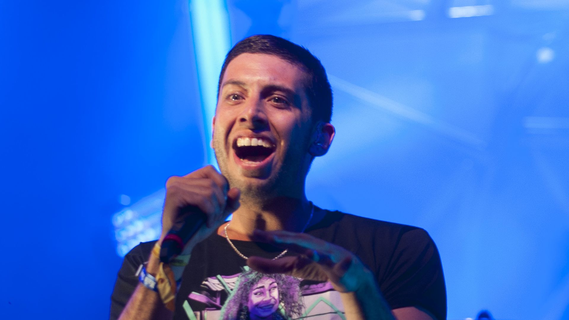 Frohe Twitter-Kunde: Rapper Example wird Papa!