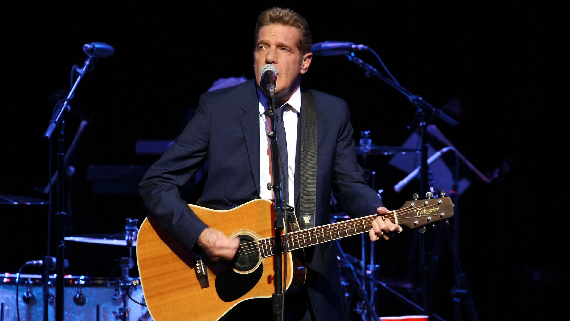 Schock für Eagles-Fans: Glenn Frey mit 67 gestorben | Promiflash.de