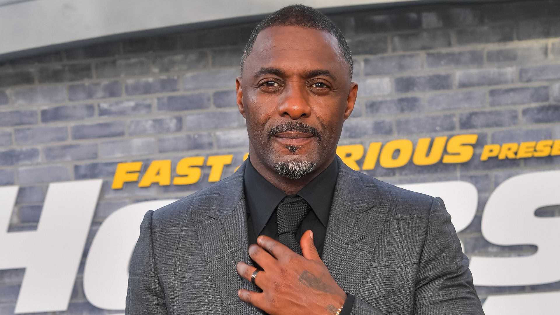 James Bond Nachfolger Favorit Idris Elba Lehnt Rolle Ab Flipboard