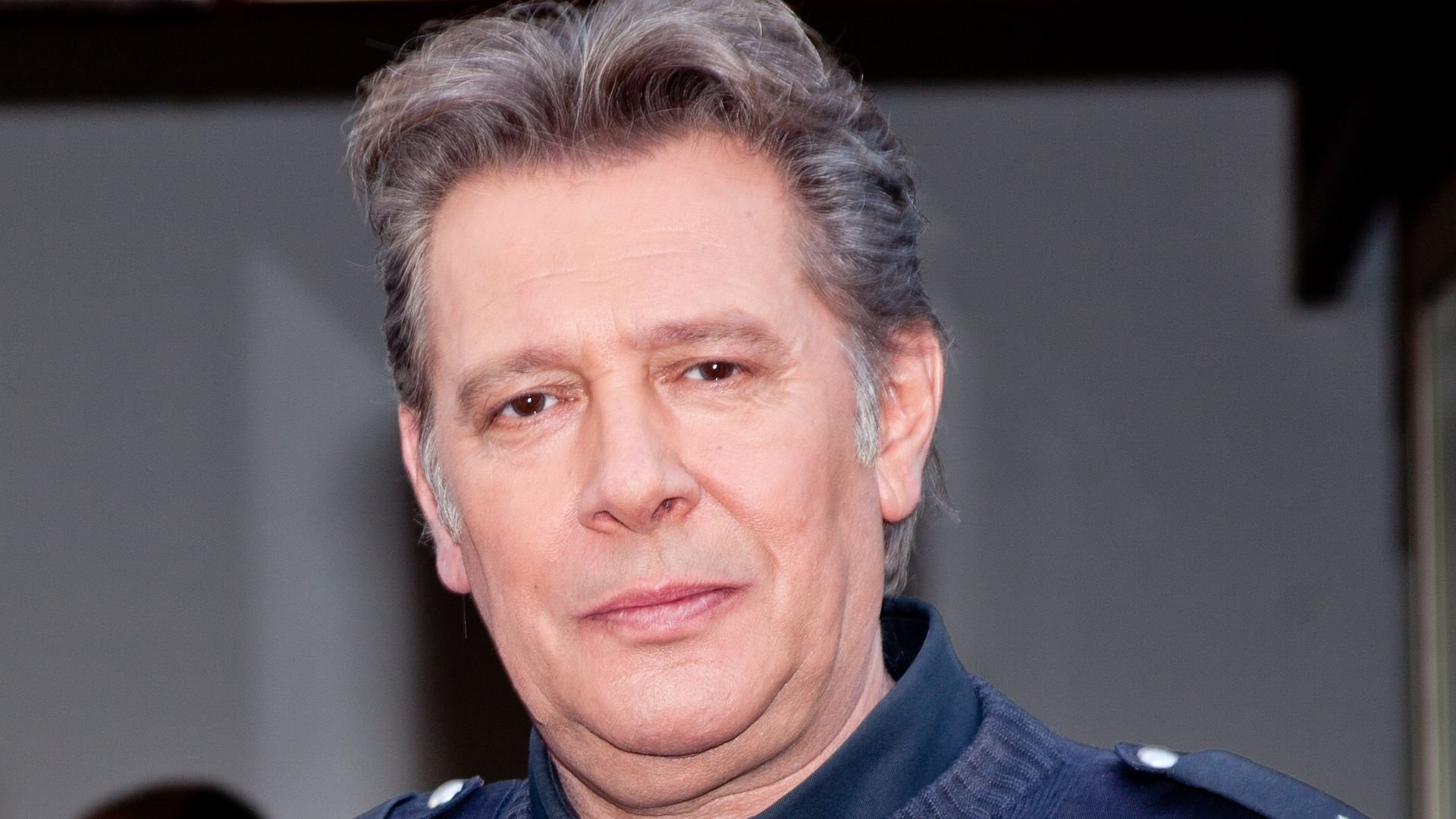 "Großstadtrevier"-Star Jan Fedder ist an Krebs gestorben | Promiflash.de