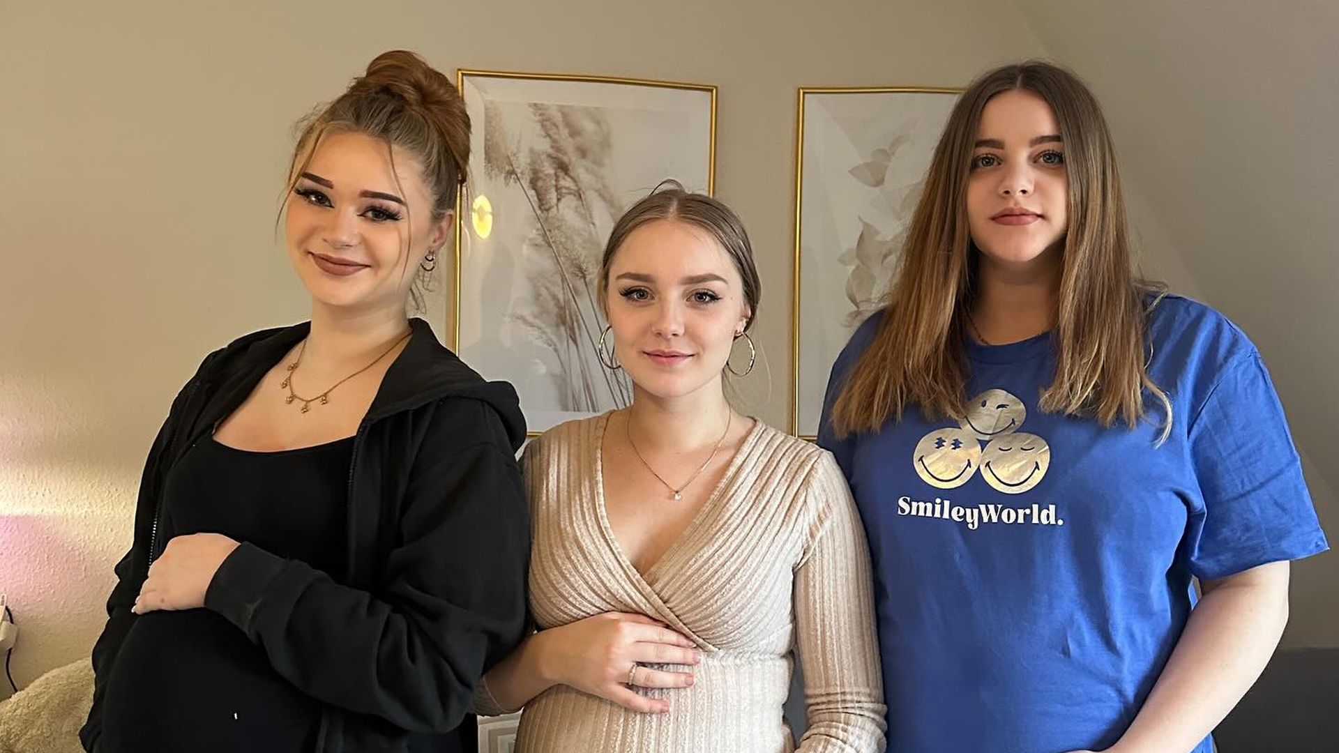 Influencer Jasi_xx3 and her sisters were all pregnant together | News ...