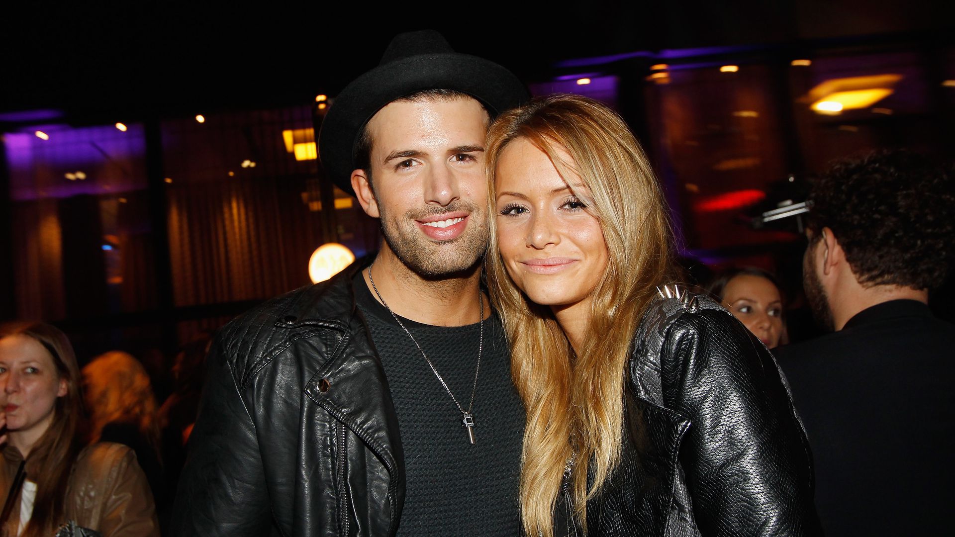 Zerbricht Jay Khans Liebe an seiner Krankheit? | Promiflash.de