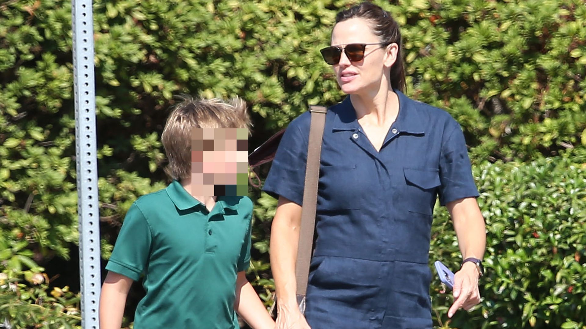 Trägt Jennifer Garner da einen Verlobungsring am Finger?