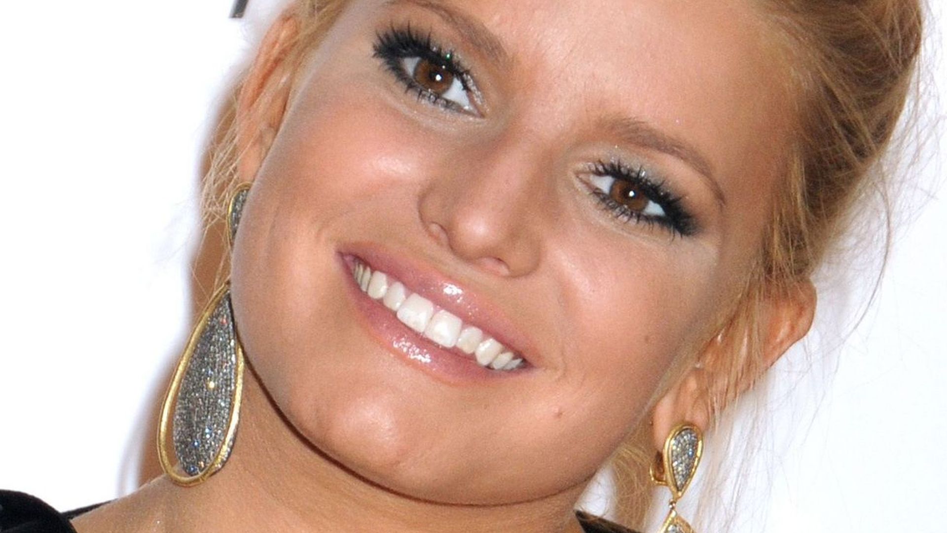 Happy Birthday Jessica Simpson! | Promiflash.de