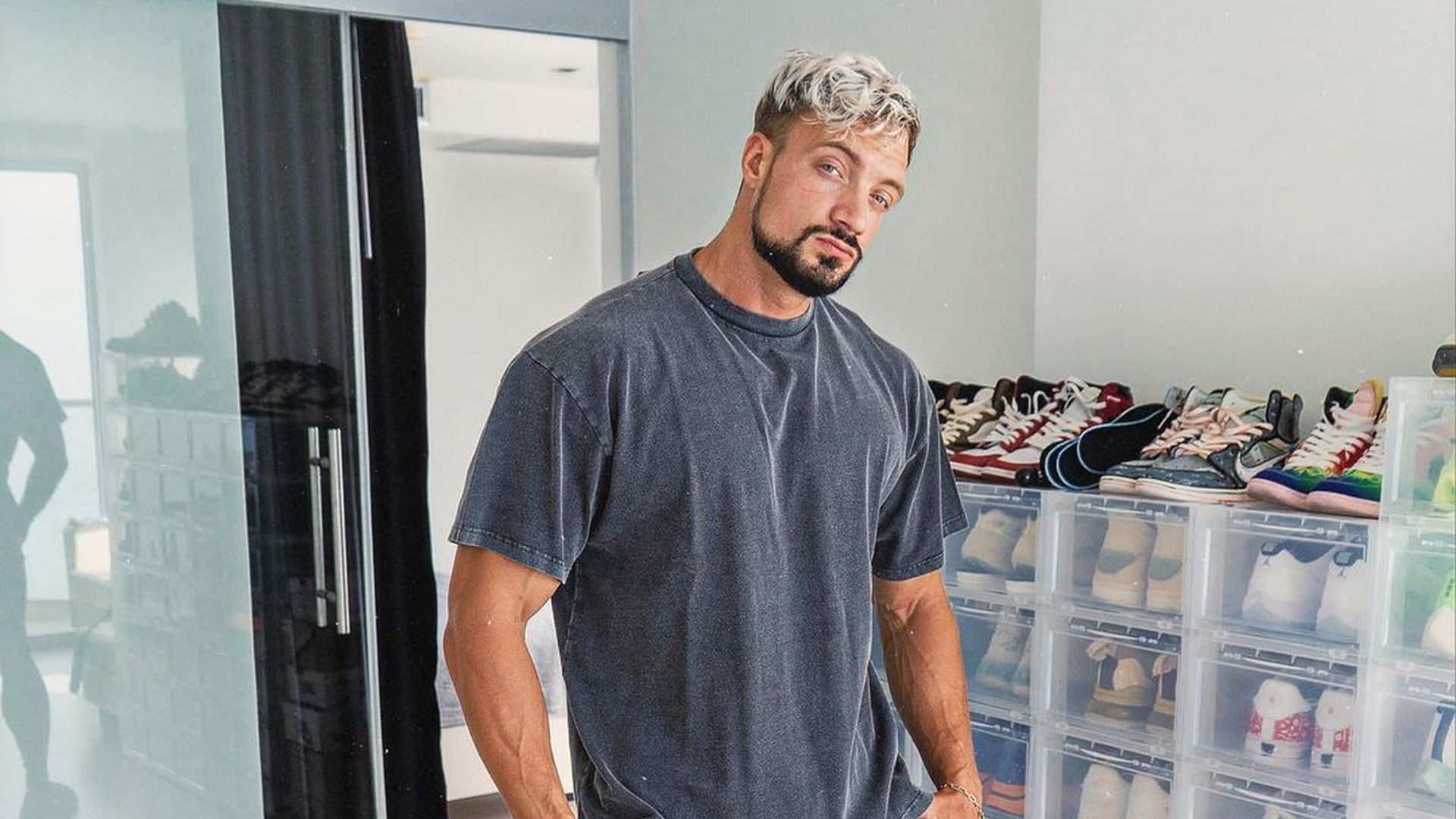 Mit gerade mal 30 Jahren! Internet-Star Joesthetics soll in den Armen ...