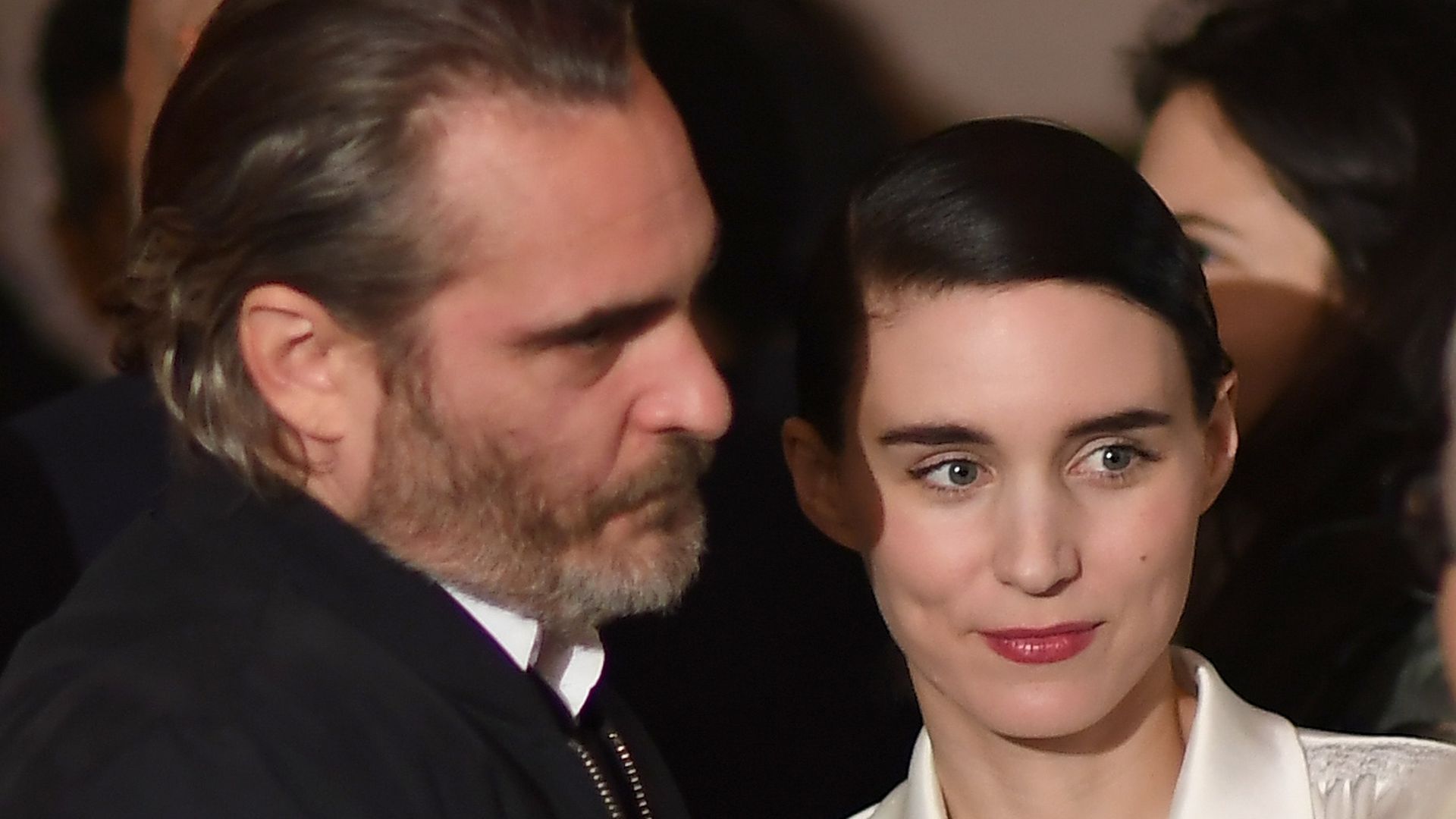 Rooney Mara & Joaquin Phoenix bei Kate Maras Baby-Shower | Promiflash.de