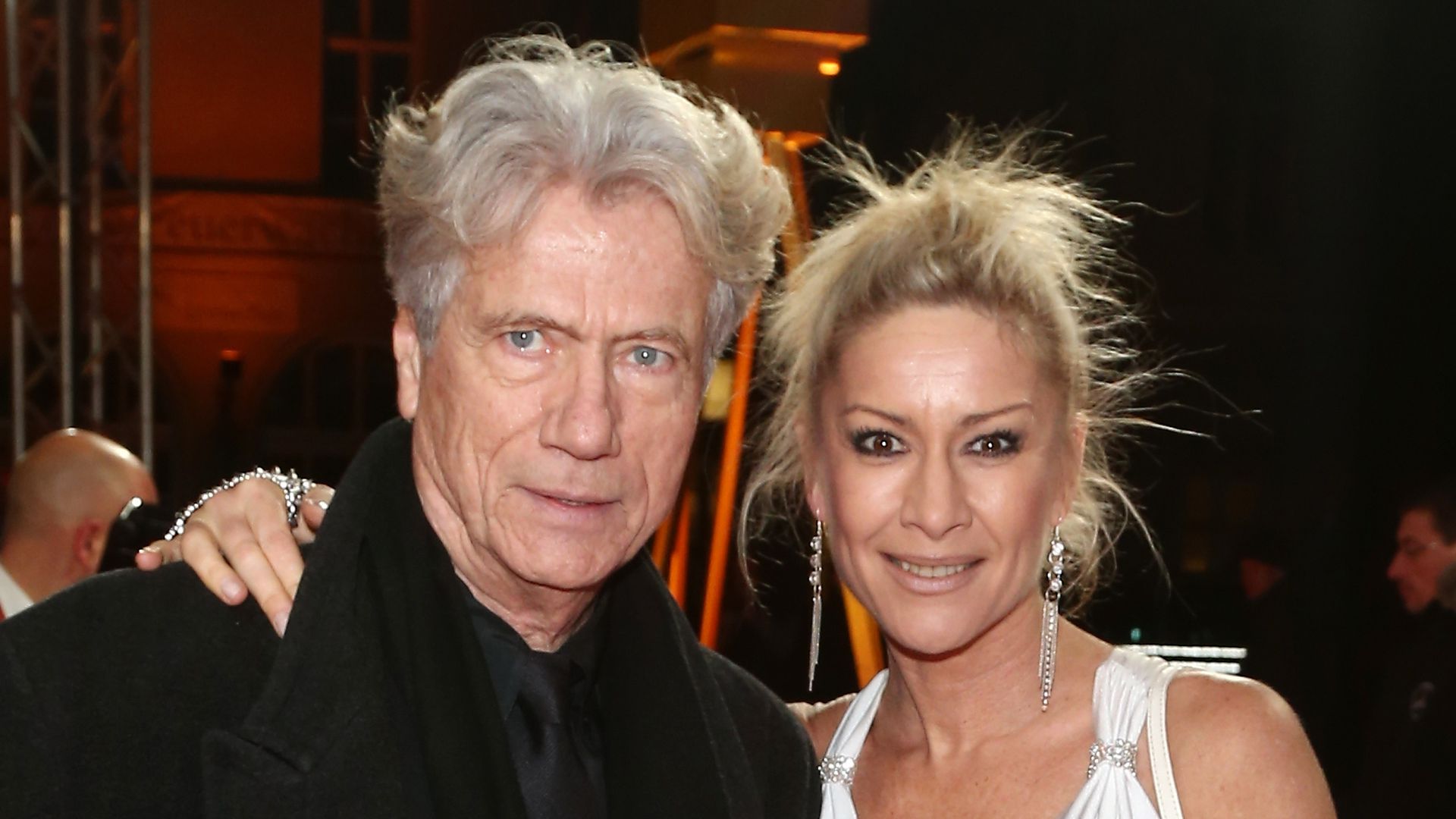 Bei Motorradunfall: Ex-Frau von "Das Boot"-Star gestorben! | Promiflash.de