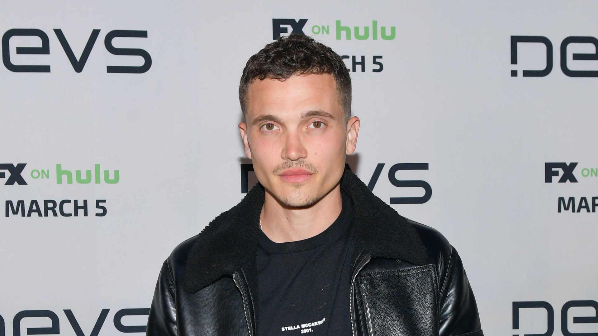 Karl Glusman | Promiflash