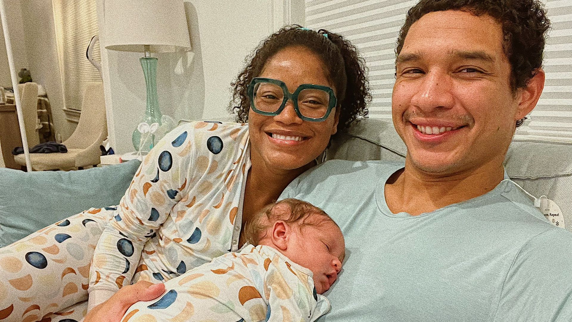 Keke Palmer teilt ein süßes Familienfoto mit ihrem Baby!