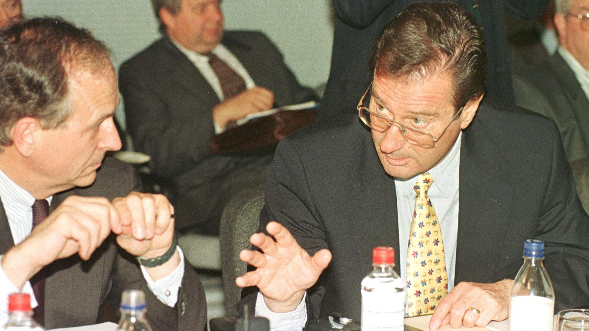 Ex-Außenminister und FDP-Chef Klaus Kinkel ist gestorben! | Promiflash.de