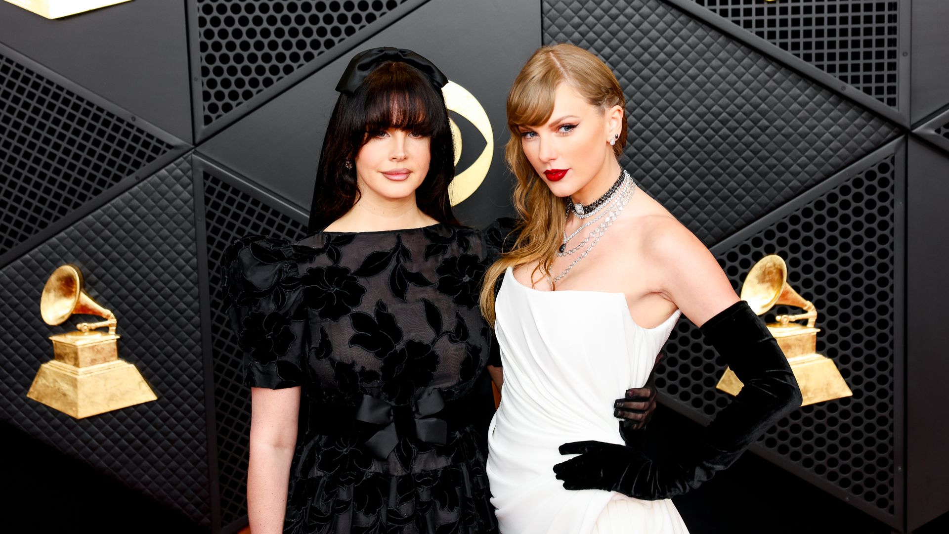Taylor Swift: Woher kommt der Hype um sie? Taylor Swift: Woher kommt der Hype um sie?