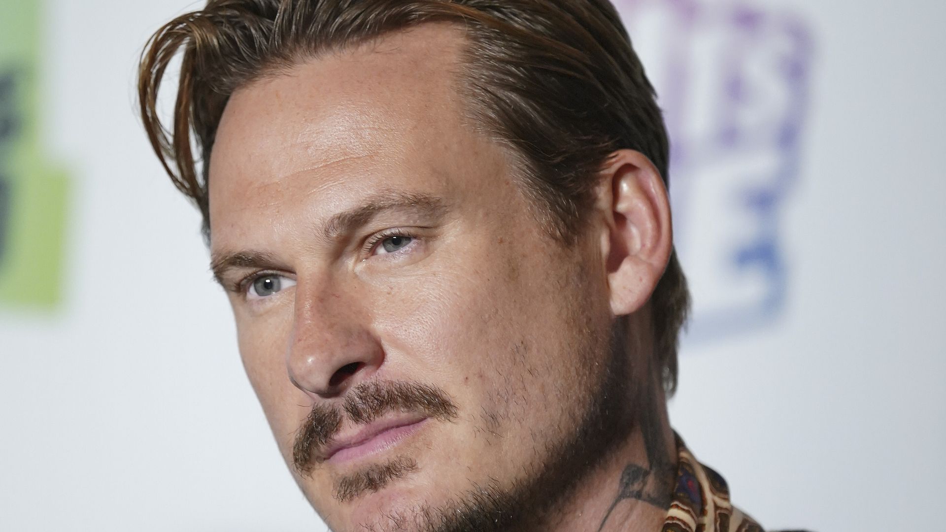 Lee Blue's Instagram, Twitter & Facebook on IDCrawl