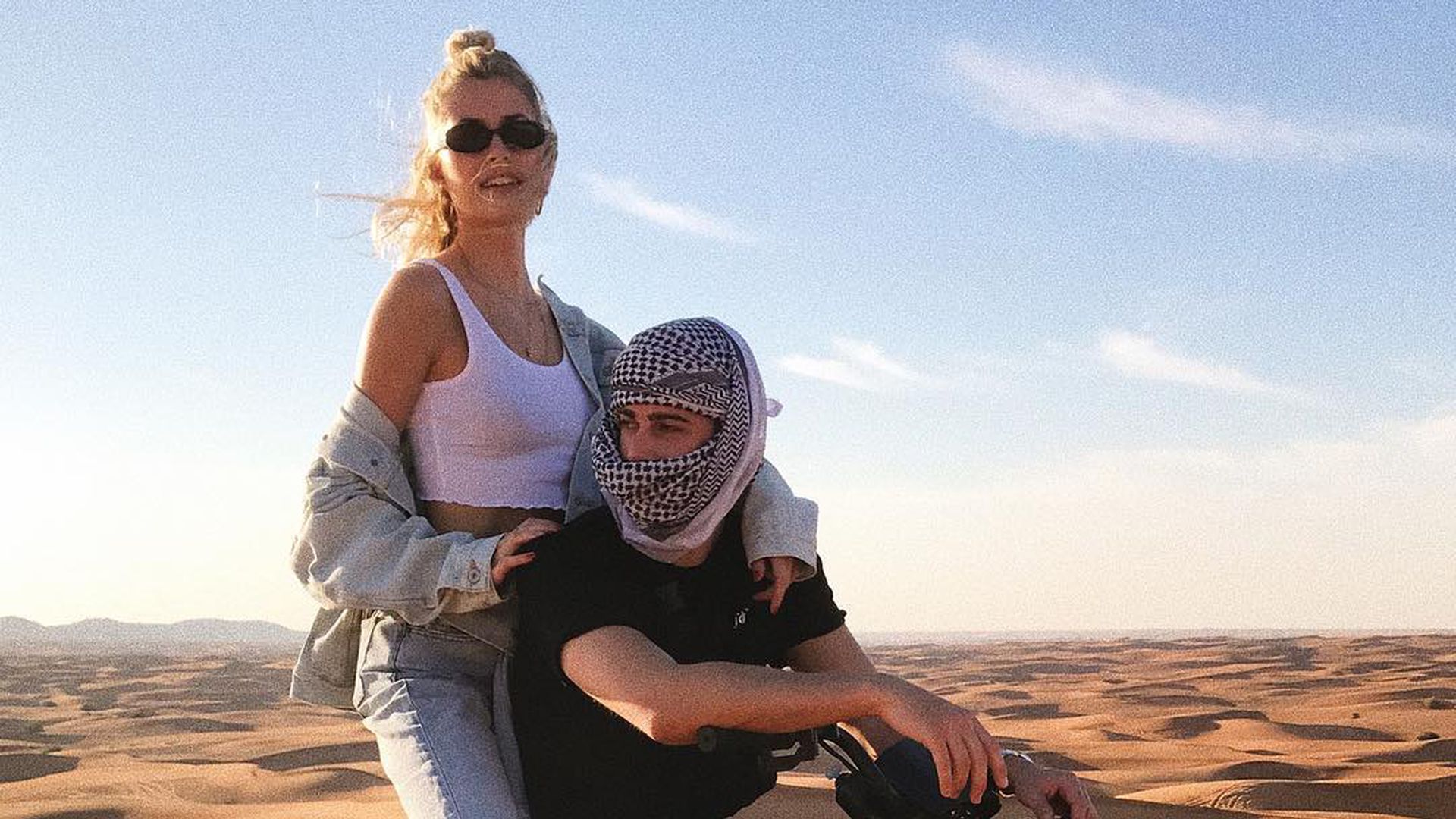 Zweites Pärchenbild: Lena Gercke & Dustin turteln in Dubai | Promiflash.de
