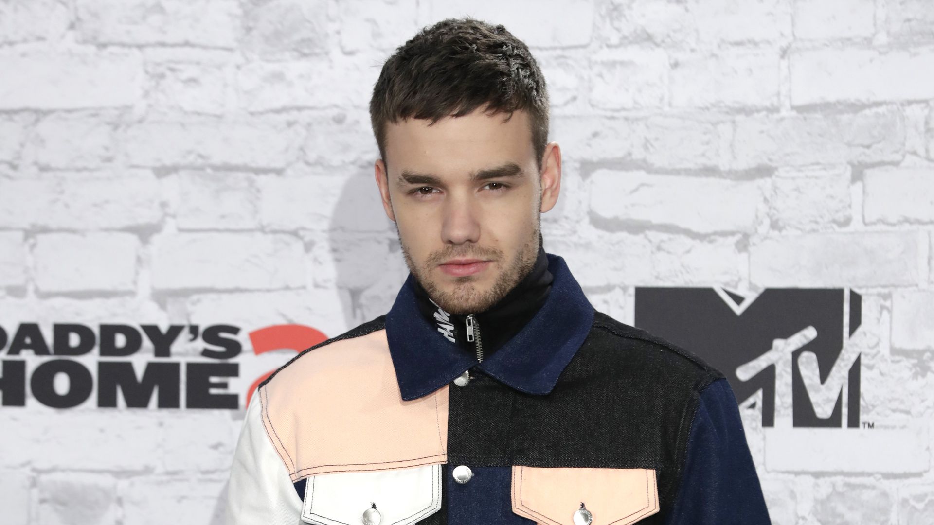 "Happy Smile"? Liam Payne denkt an 1D-Zeit zurück! | Promiflash.de