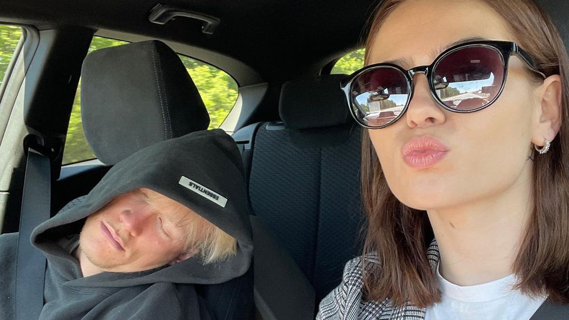 Linda Freund's Instagram, Twitter & Facebook on IDCrawl