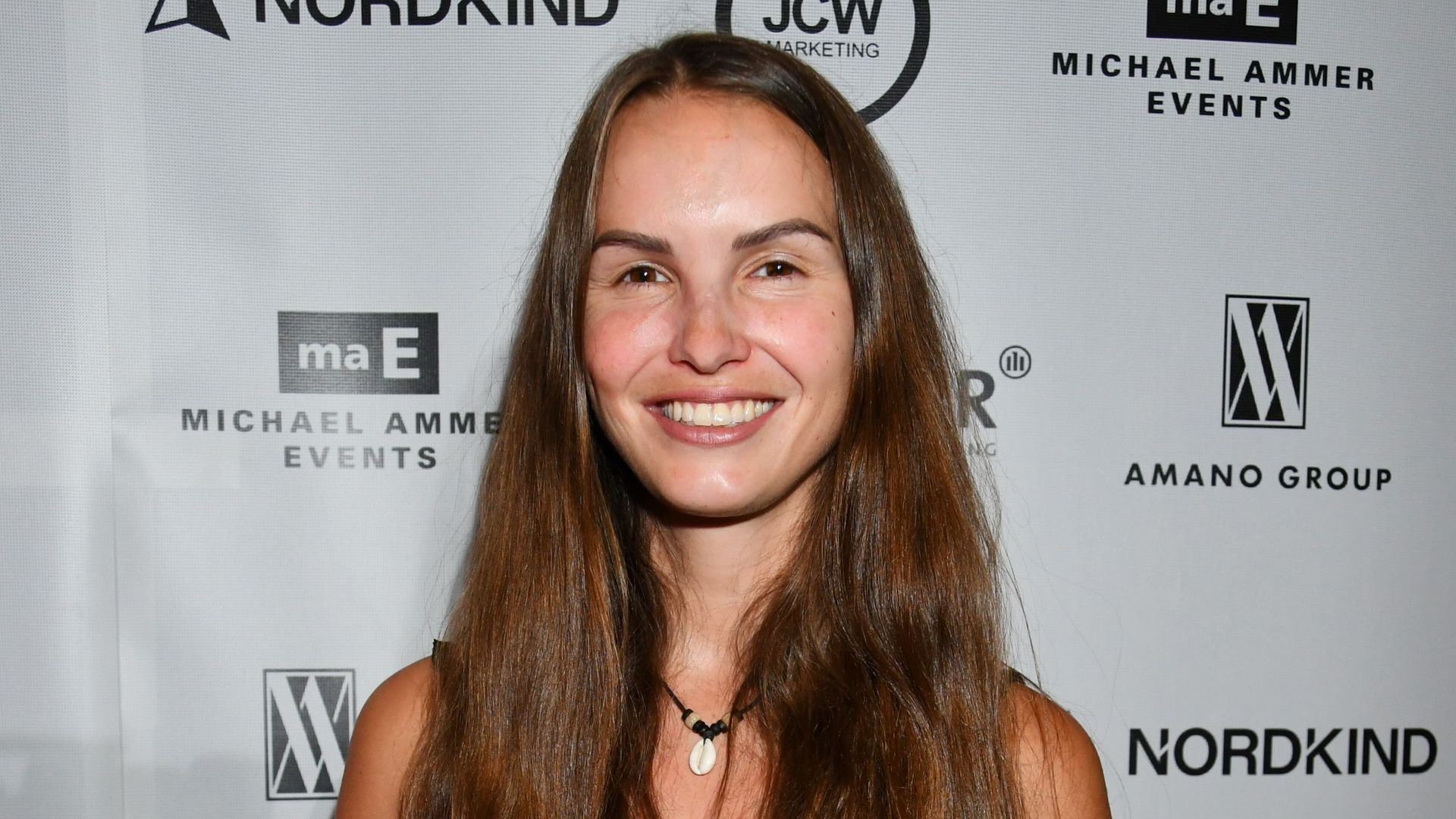 Erstmals als Single auf Event: Wie fühlt sich Lisa Mieschke?