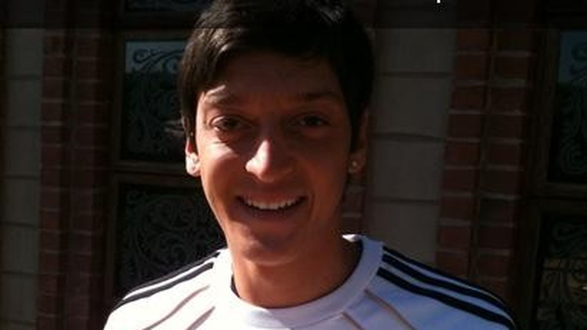 Mesut Özil | Promiflash.de