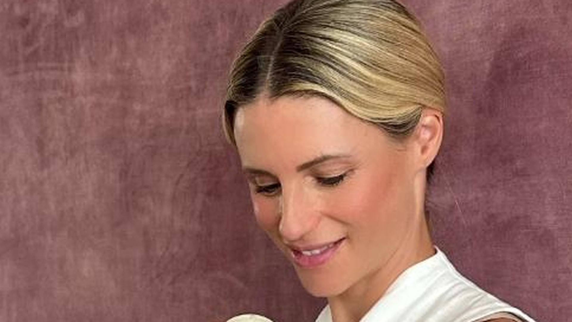 Junge Oma: Michelle Hunziker ist überglücklich mit Enkelkind