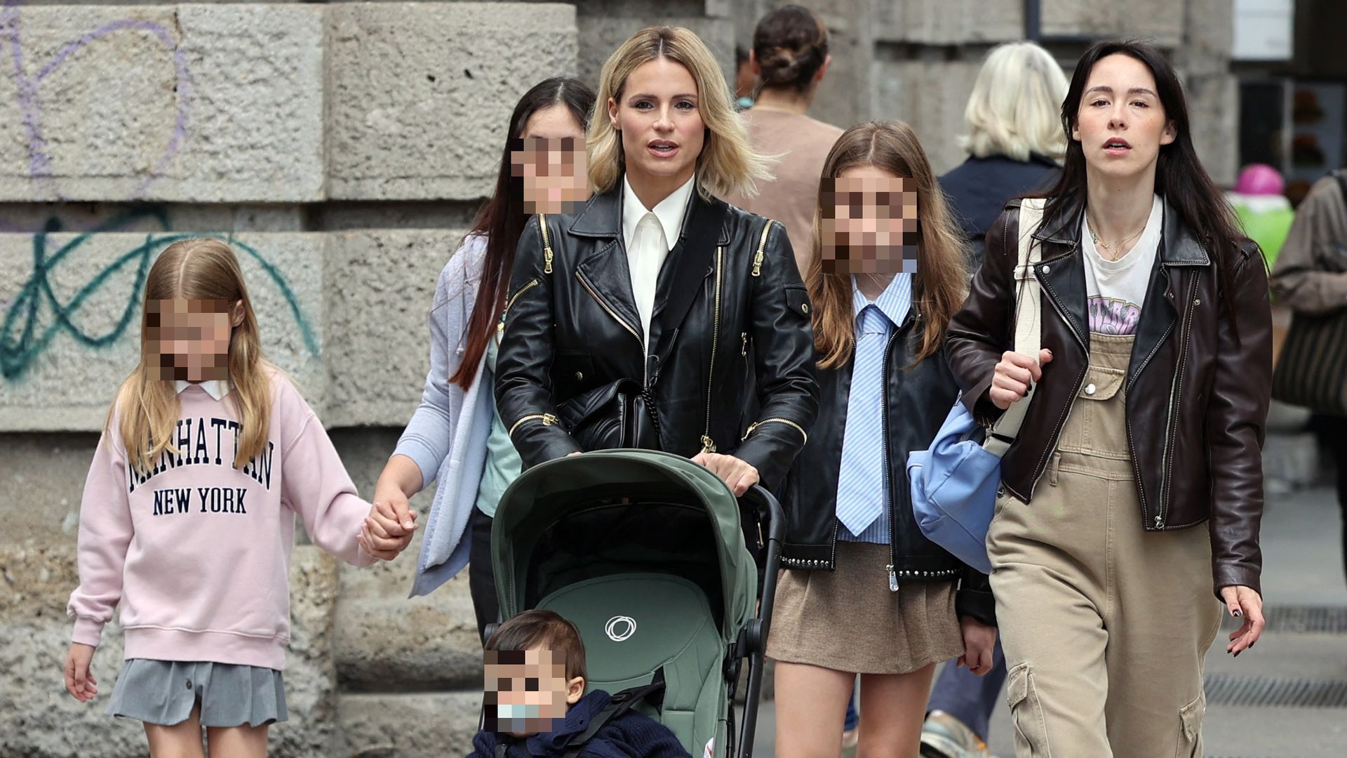 Stylish: Michelle Hunziker shoppt mit Töchtern und Enkel
