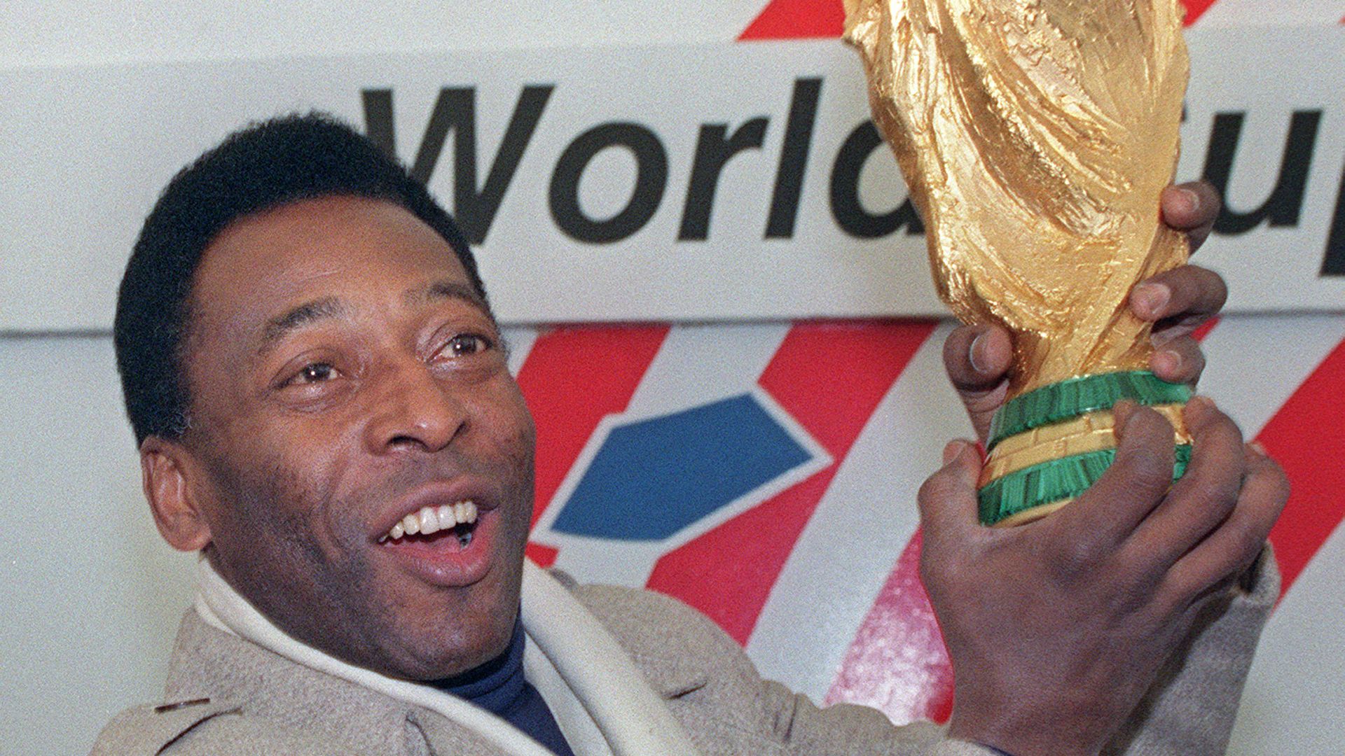 Rekord-Weltmeister: So bewegend war Pelés (†82) Karriere