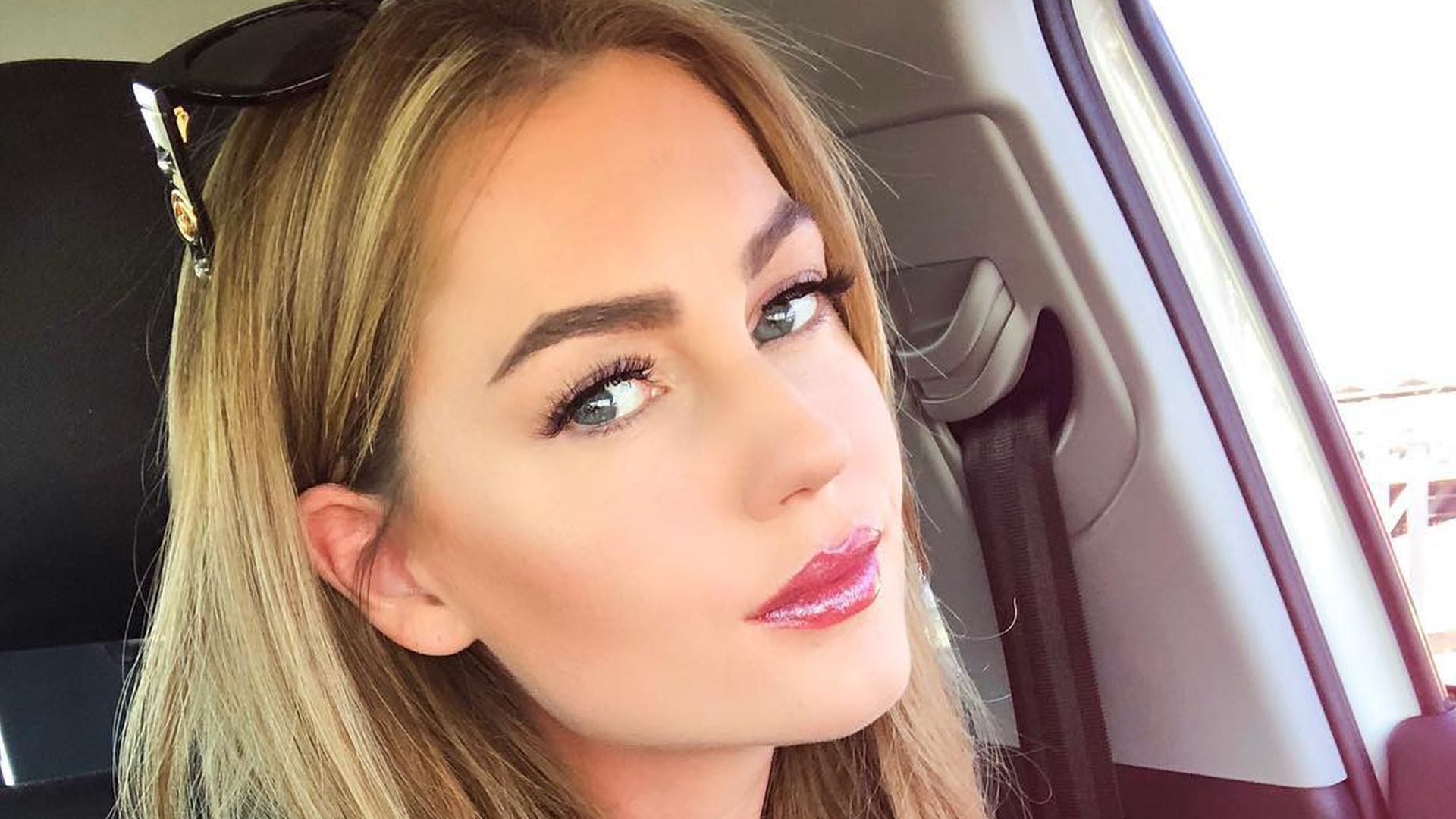 Pia Love's Instagram, Twitter & Facebook on IDCrawl