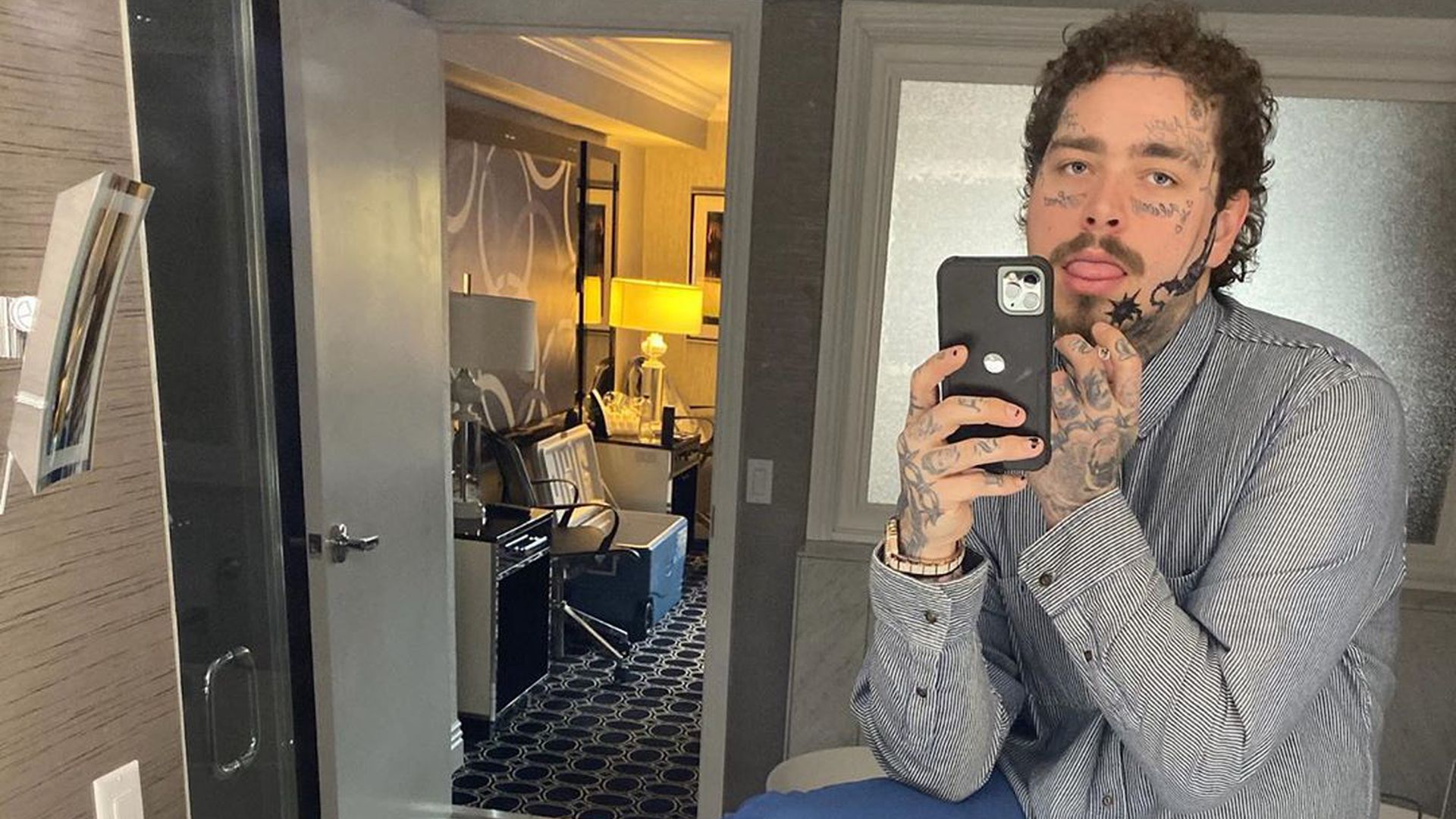 Rapper Post Malone hat ein neues XXL-Tattoo im Gesicht!