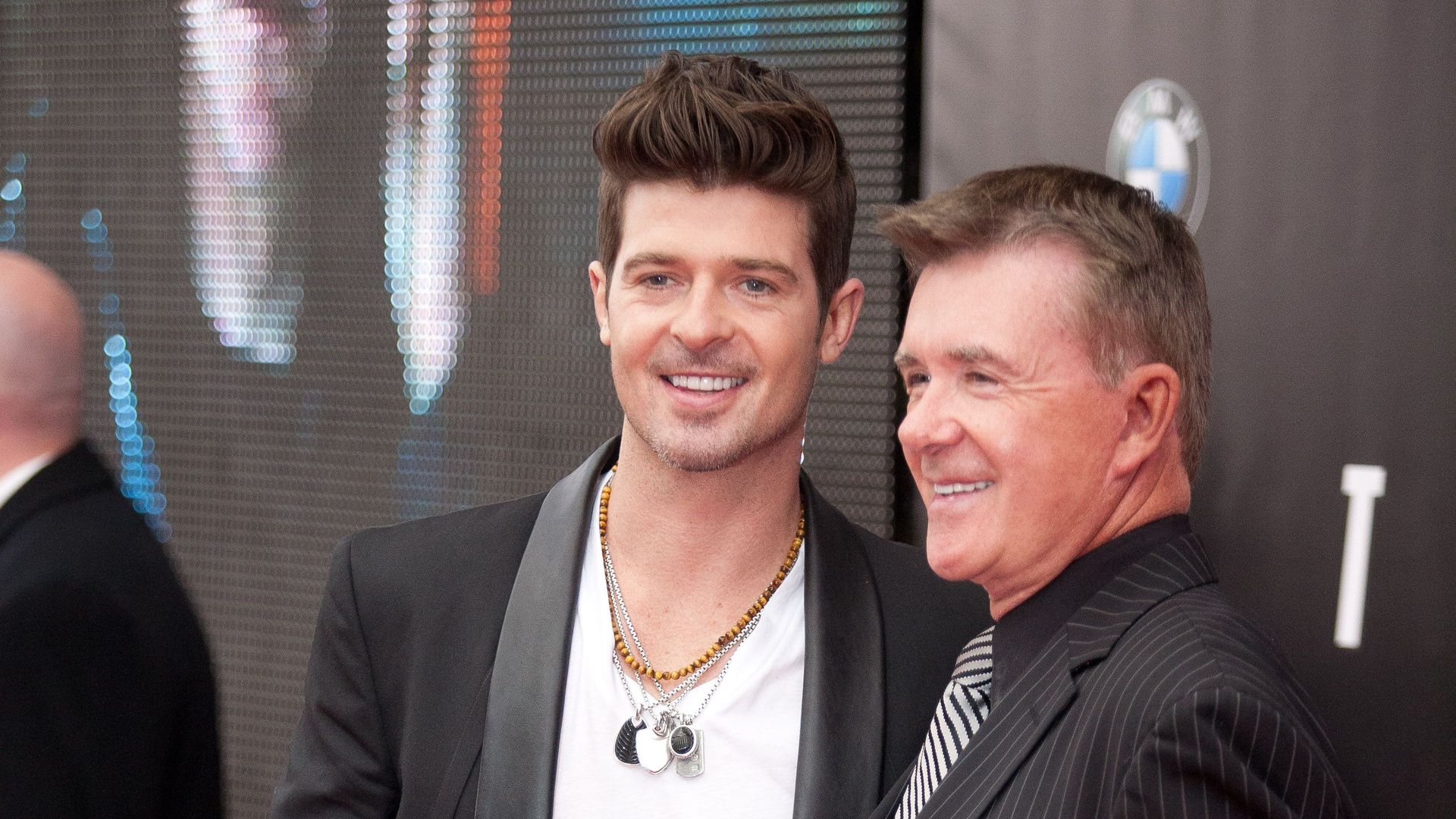 Robin Thicke trauert um Vater Alan ( ): "Er war großartig"