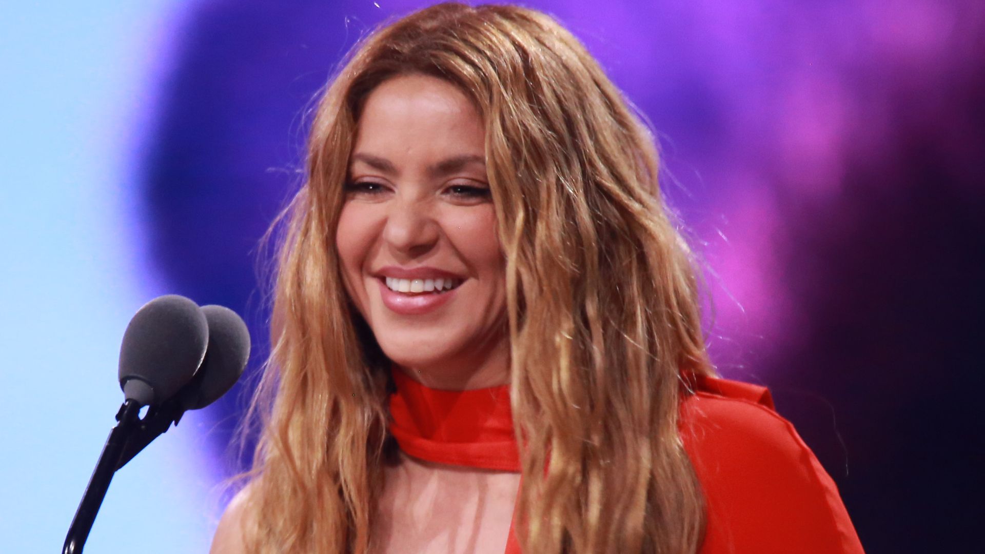 Tierischer Besuch: Ratte unterbricht Shakiras Musikvideodreh