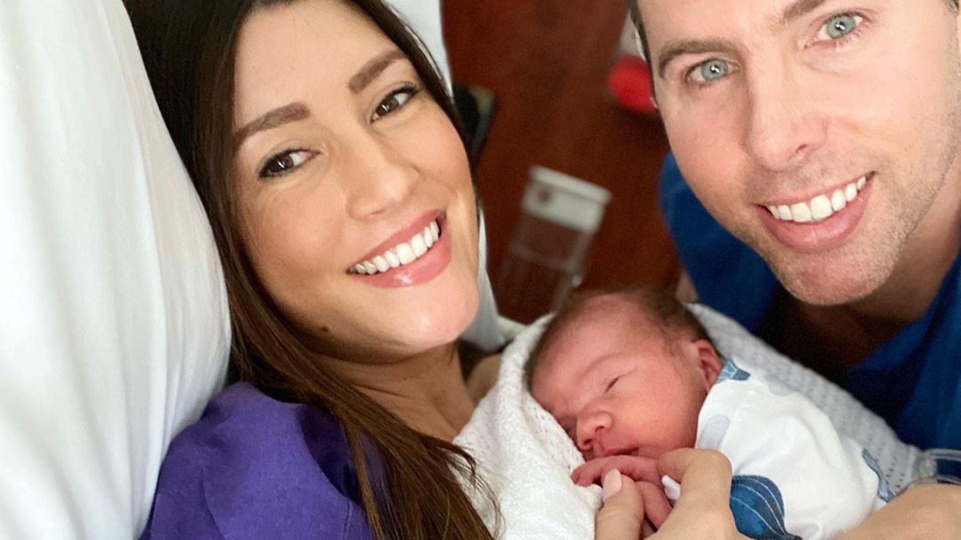 Olympia-Star Grant Hackett zeigt endlich seinen Sohnemann!