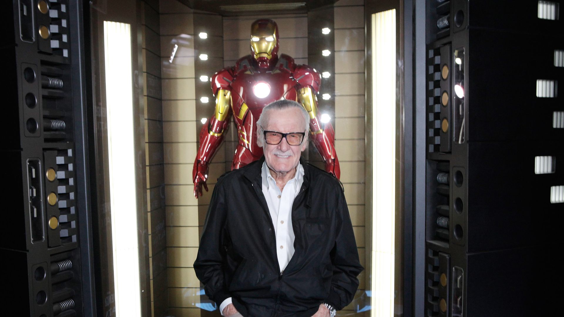 Bevor er ging: Stan Lee (†) erschuf neuen Superhelden! | Promiflash.de