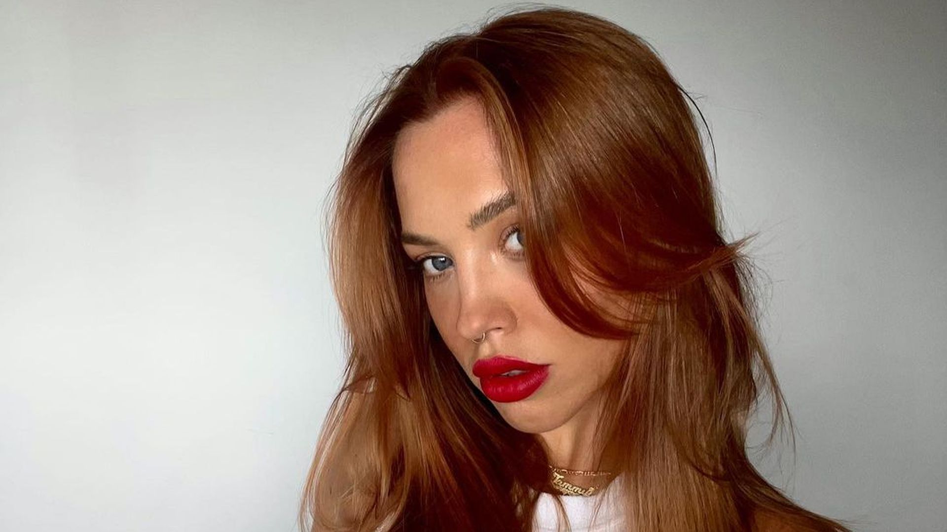 Neuer Look: Tammy Hembrow trägt ihre Haare jetzt dunkelrot