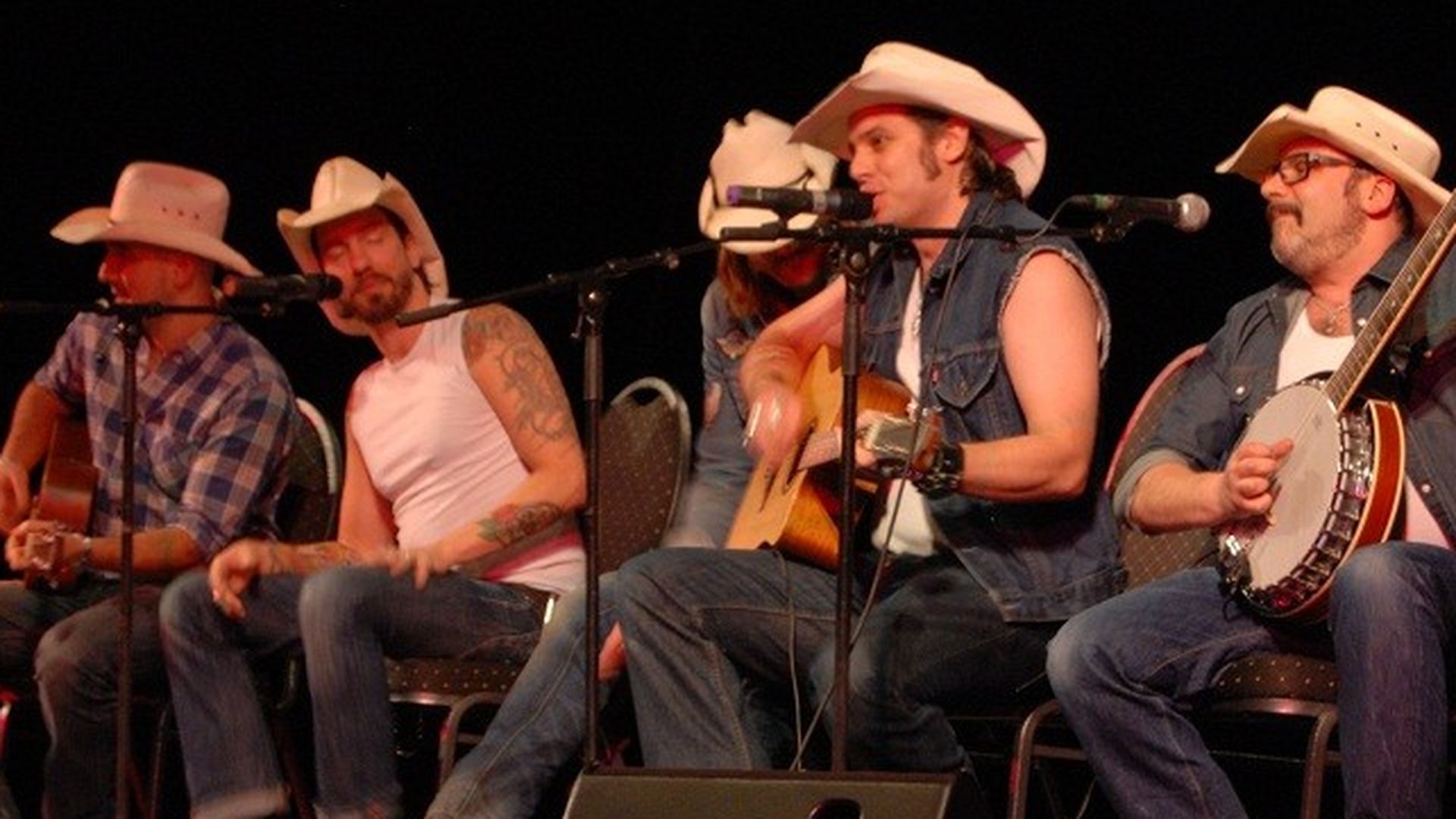 The BossHoss bringen Rock'n'Roll zu "The Voice" | Promiflash.de