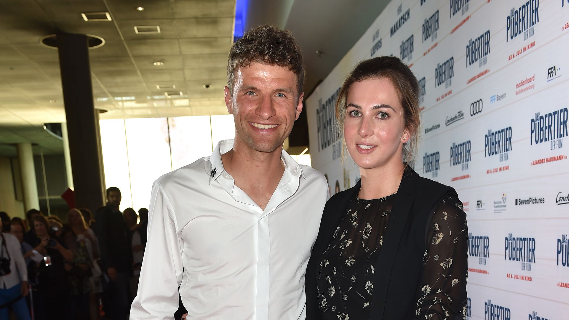 Thomas & Lisa Müller: Kommt nach Tier- jetzt Babynachwuchs? | Promiflash.de