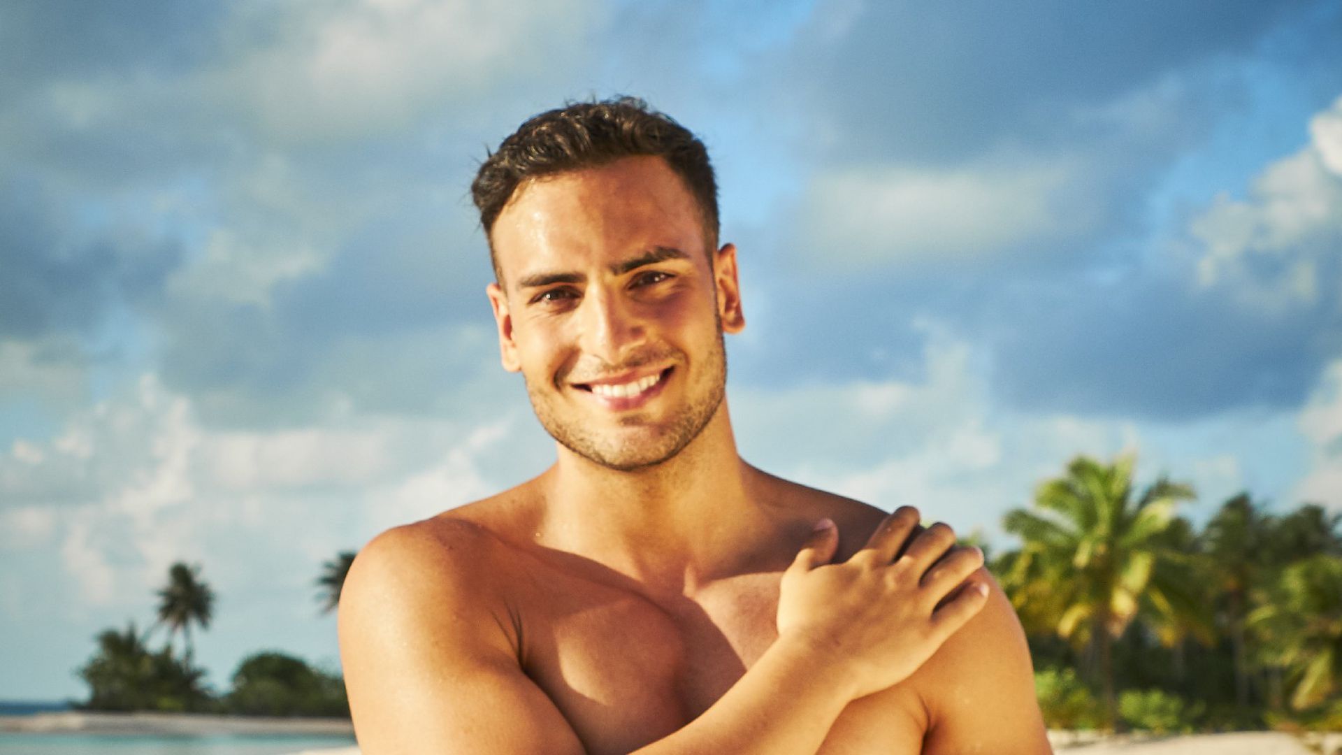 "Ich suche das Extreme": Darum zog "AsE"-Timur Ülker blank! | Promiflash.de