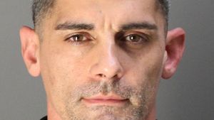 Jason Allen Alexander | Promiflash.de