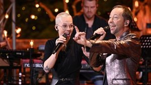 Stefanie Heinzmann wohnt mit 32 Jahren noch bei ihren Eltern | Promiflash