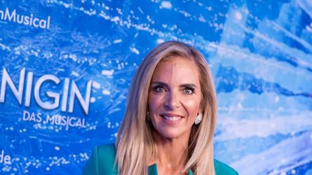 Völlig hüllenlos: Désirée Nick zeigt sich oben ohne im Netz